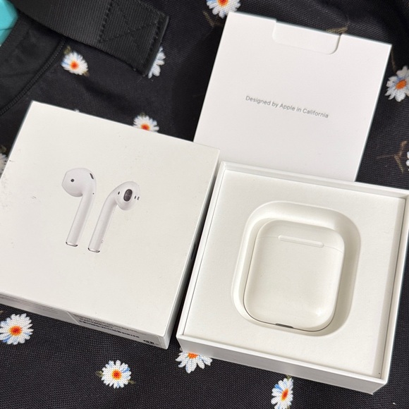 Apple | Cell Phones & Accessories | Apple Wireless Earbuds With ...